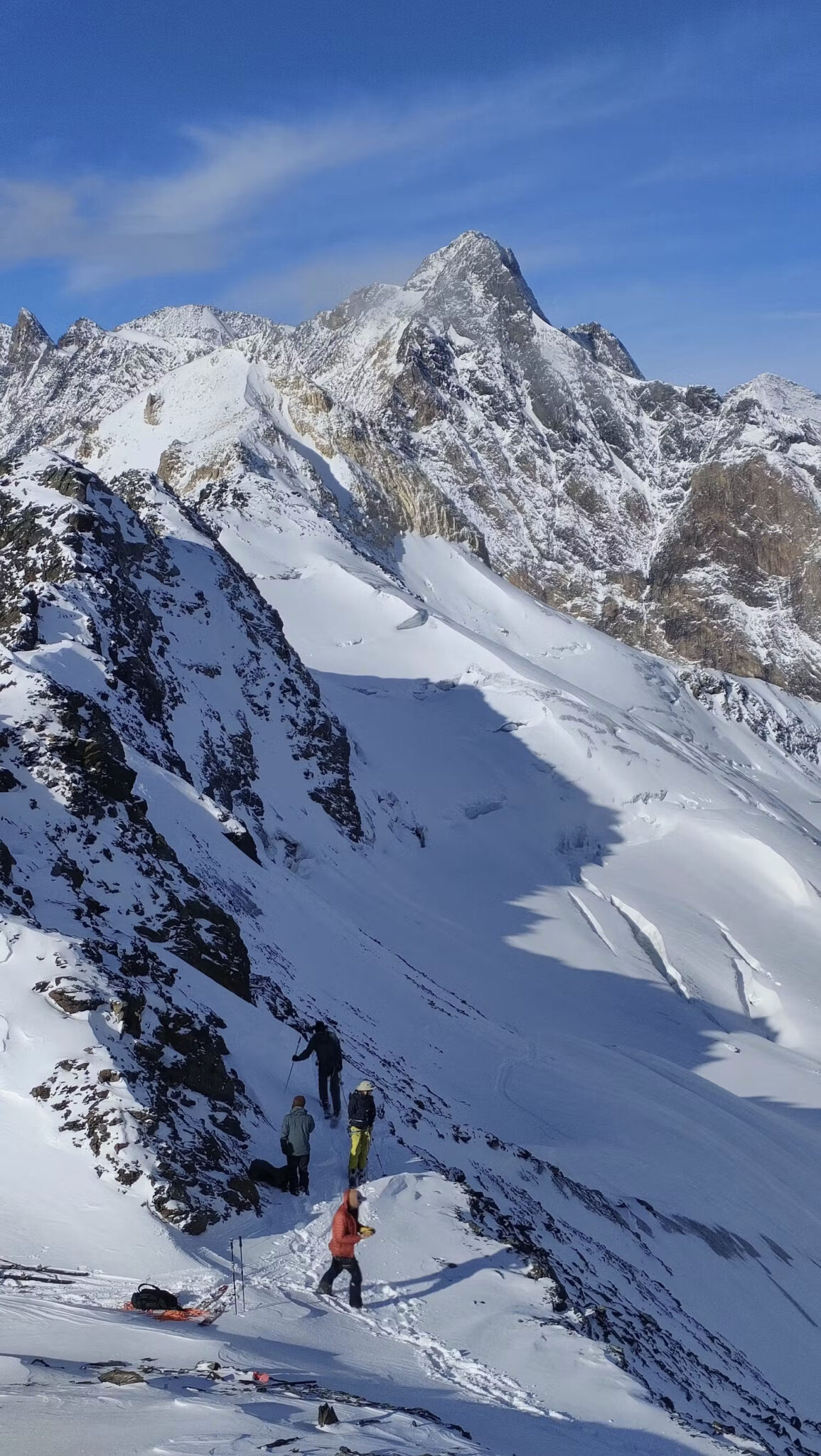 Avalanche - Powder Info - Powder Canada